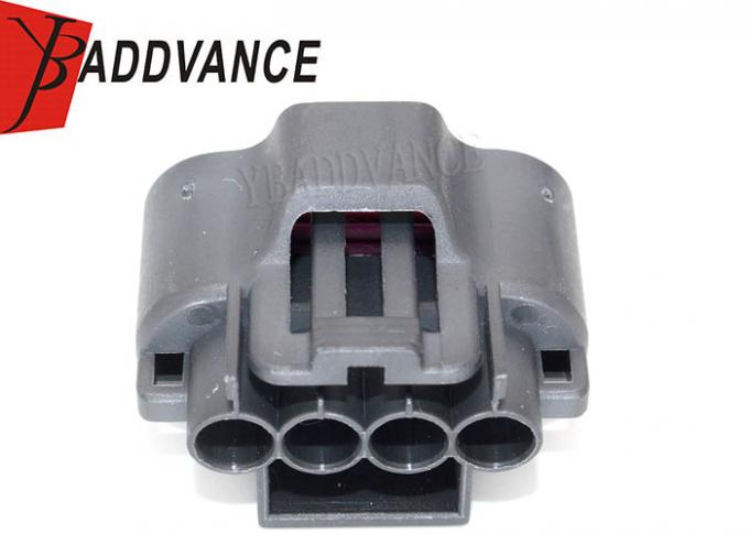 Sumitomo 4 Pin Female Japanese Electrical Connectors Black Supplied ...