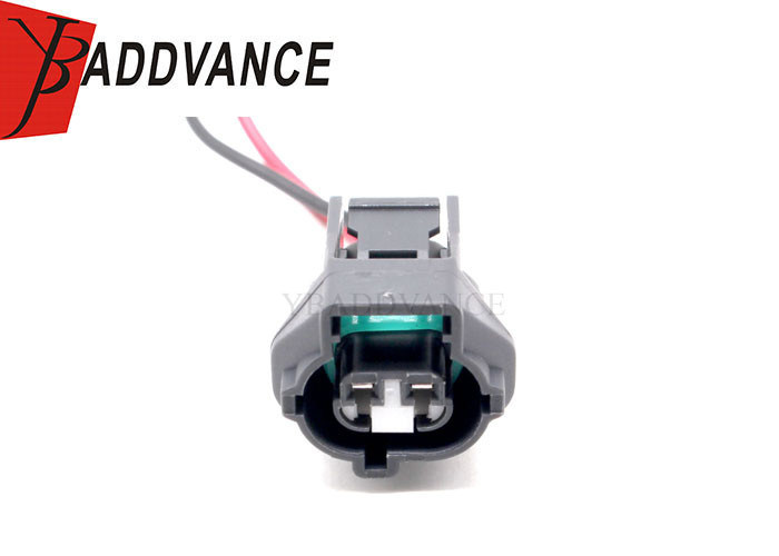 7283-8220-30 Yazaki 2 Pin Female PBT Connector Wire Harness For Toyota ...