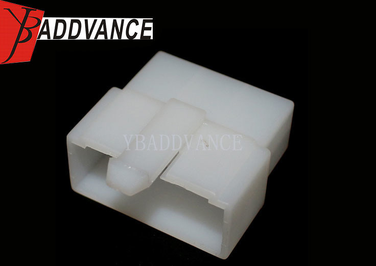 White Sumitomo 6 Pin Connector / 250 Unsealed Series Motorcycle ...