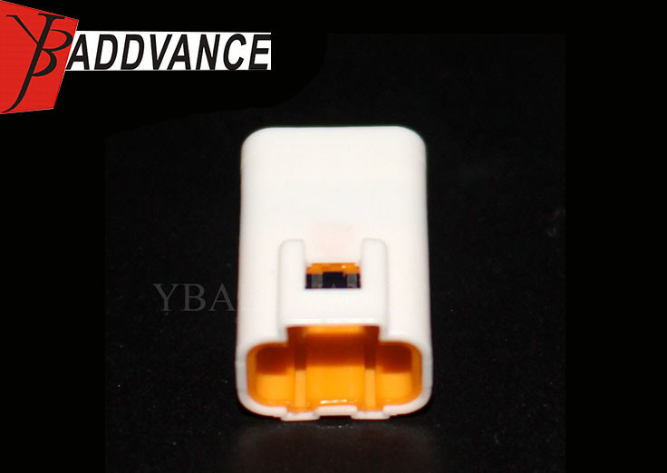 White Header 1 Row Automotive Electrical Connectors 4 Pin Male ...
