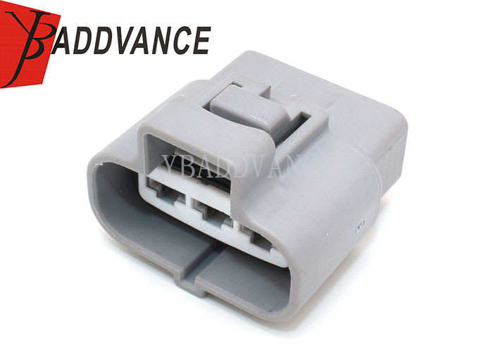 Gray 3 Pin Connector Female 6189-0165 / Sumitomo Electric Connectors ...