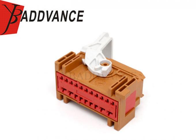 32165KOW2 20 Pin Female Connector For Ford Focus 2015-2017 ST Body ...