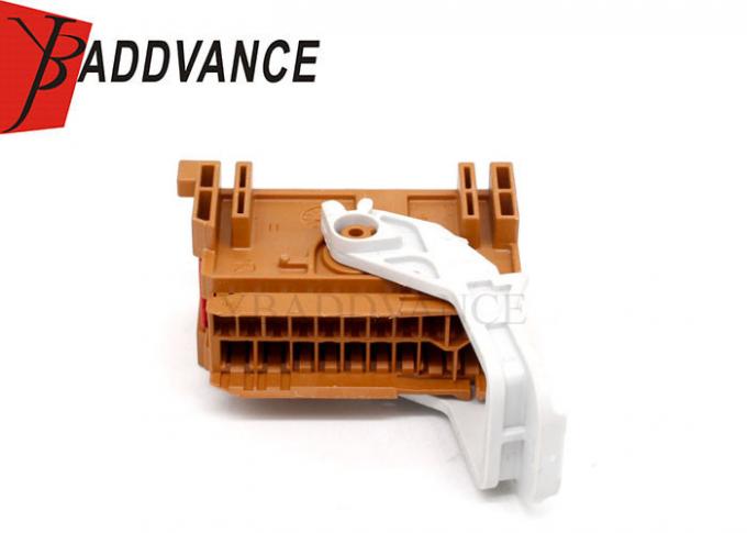 32165KOW2 20 Pin Female Connector For Ford Focus 2015-2017 ST Body ...