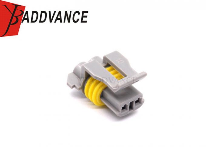 Electrical 2 Pin Female Connector With Terminals and Seals For GM