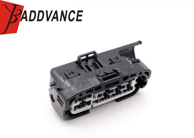 6189-0849 Sumitomo Waterproof Female 24 Pin Automotive Connector With Cover